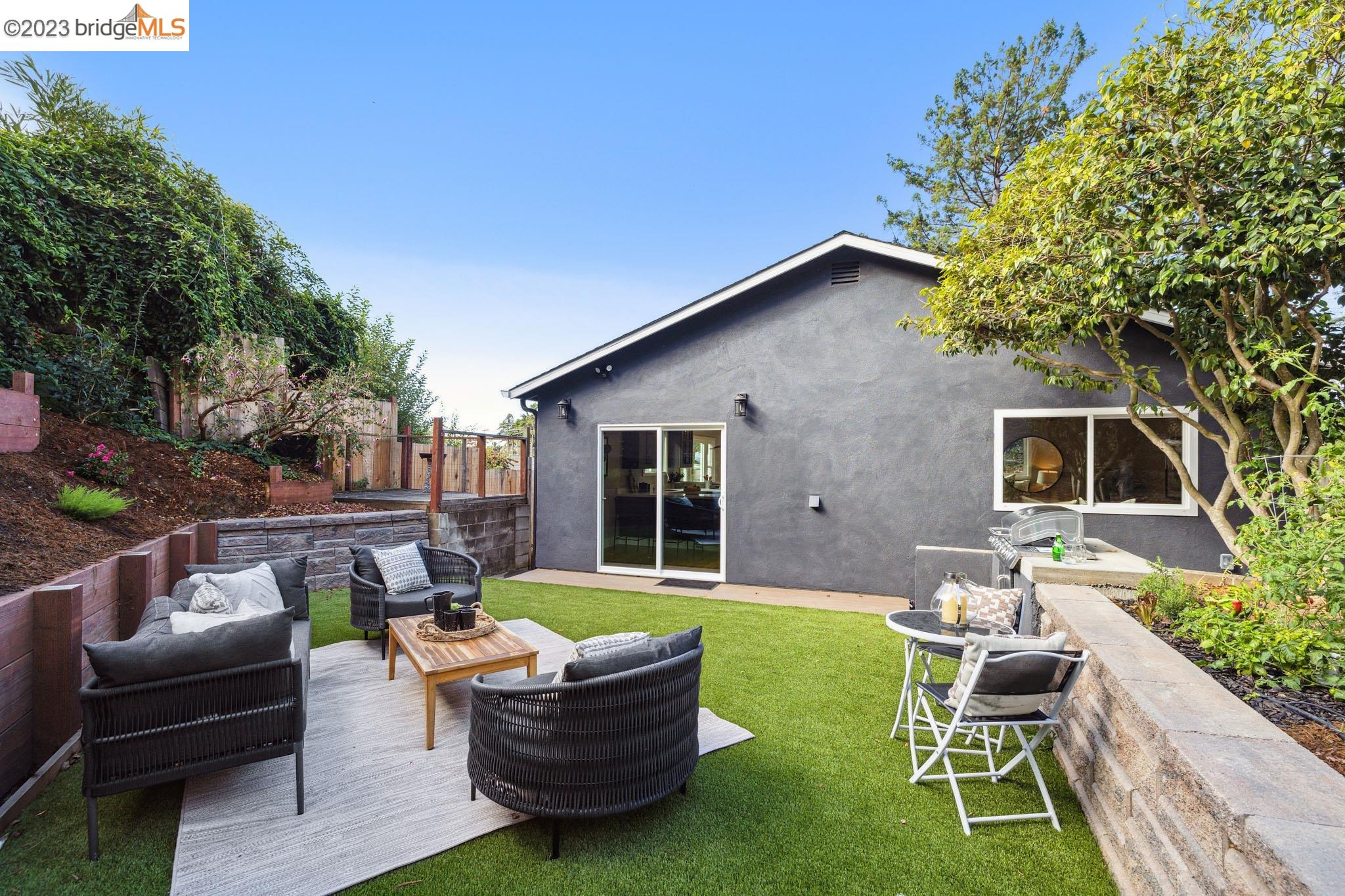 For Sale: 33 Avon Rd, Kensington, CA 94707 | 3 Beds / 3 Full Baths ...